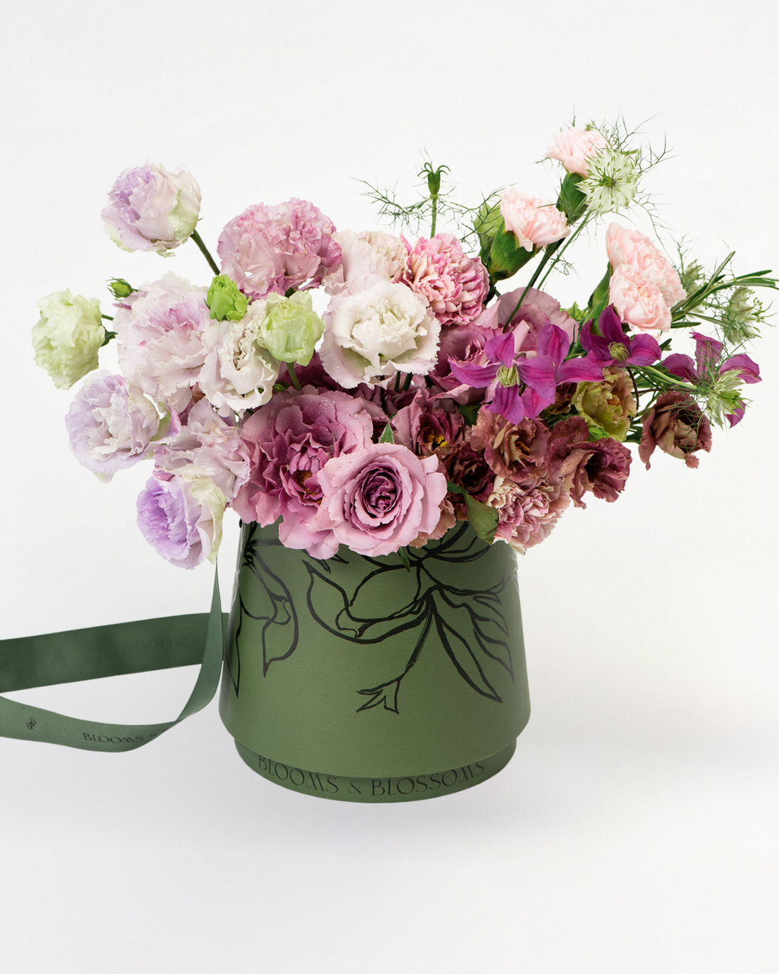 Lilac Lullaby – BLOOMS & BLOSSOMS