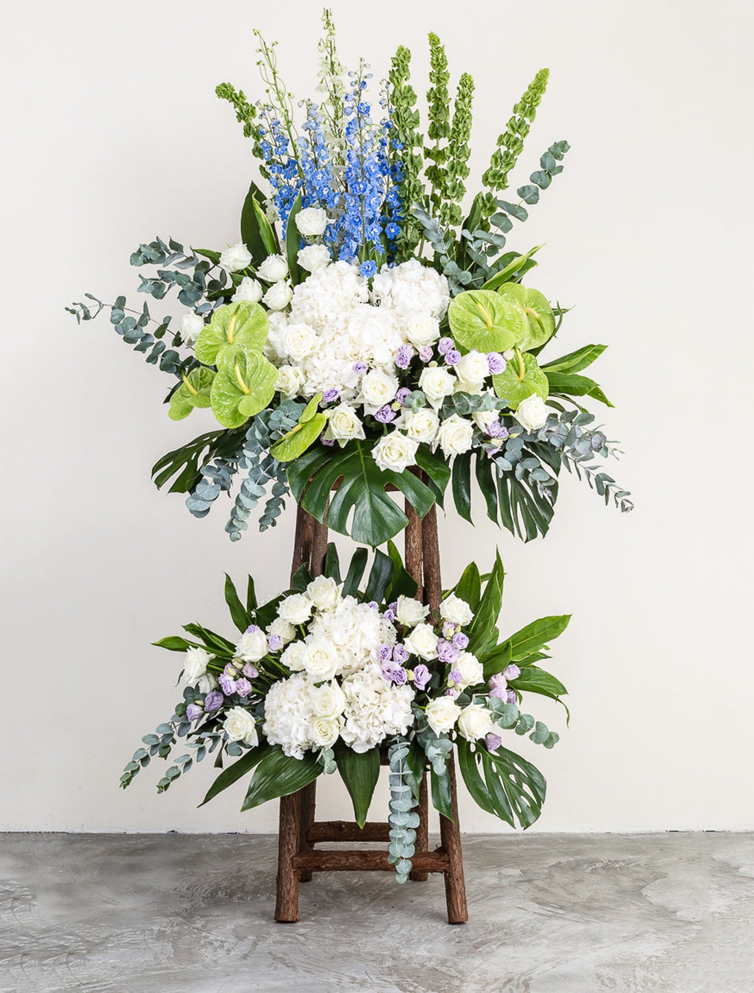 Exquisite Peace – BLOOMS & BLOSSOMS